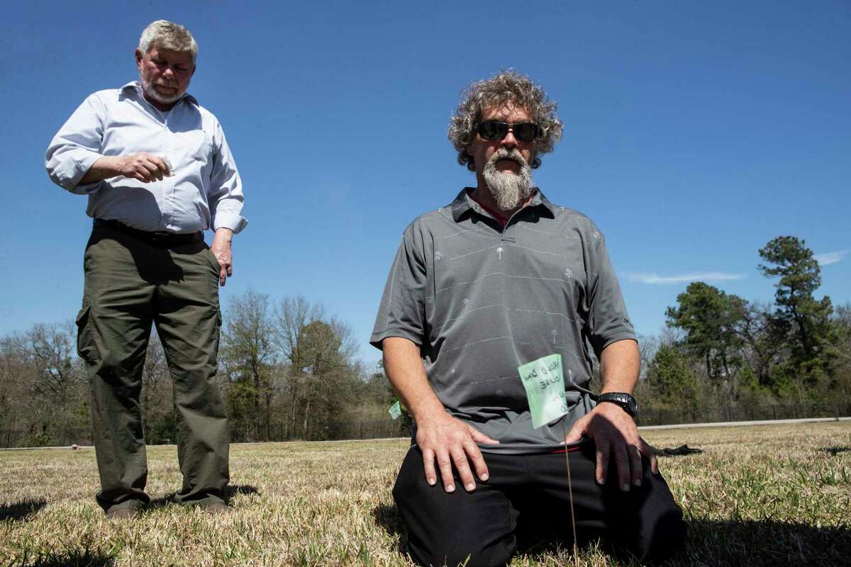 Family of couple from 1980s cold case travels to Houston crime scene ...