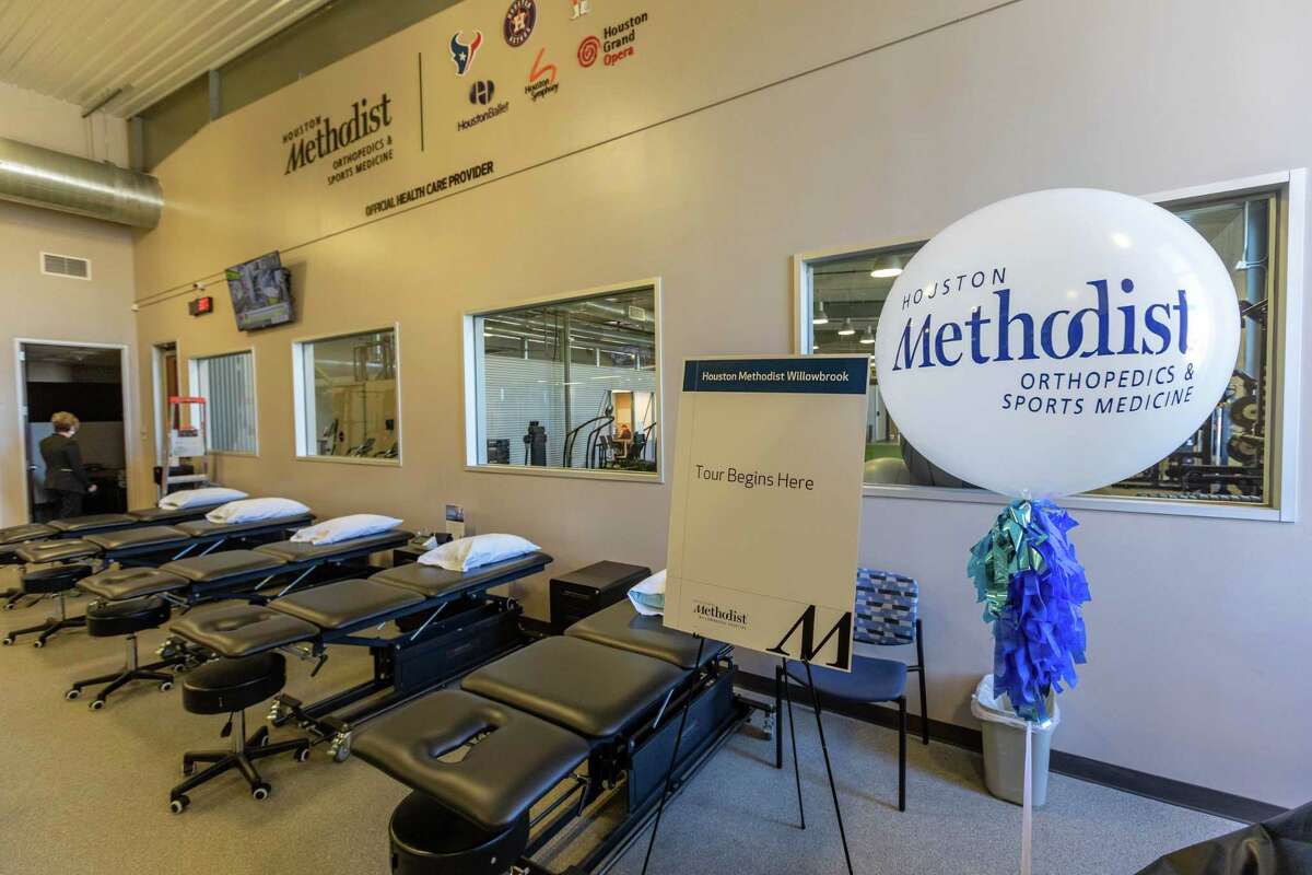 Houston Methodist Willowbrook opens new sports medicine clinic in Spring