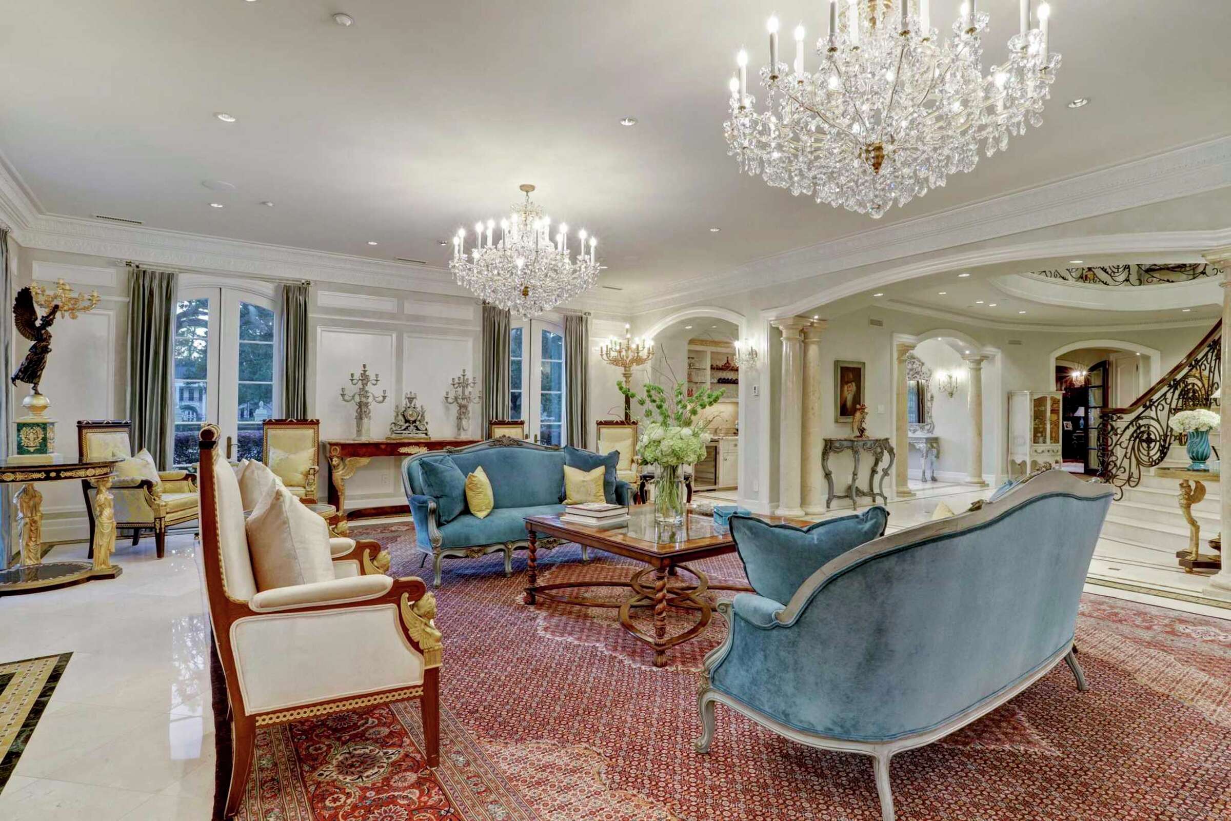 River Oaks mansion known for massive parties and listed at $16 million ...