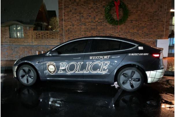 Westport man allegedly tried to sell stolen scanner to undercover ...