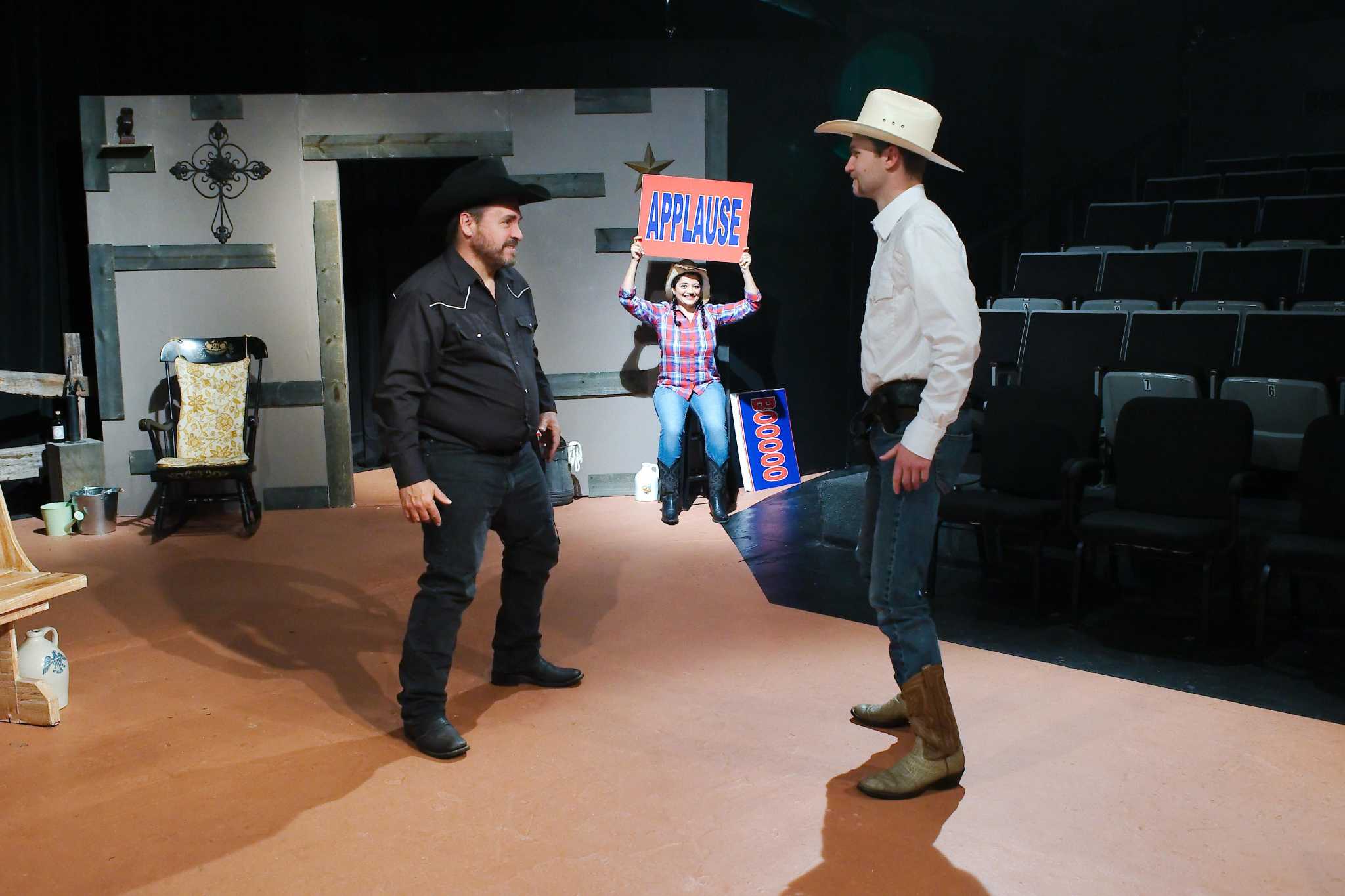 Pearland actor makes pro debut in Houston show 'Misery'