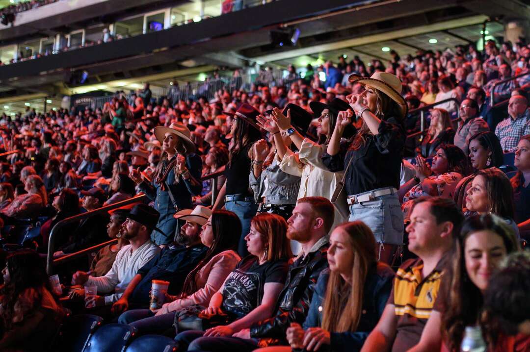Houston Rodeo 2026 pro tips for concerts: Start time, show length