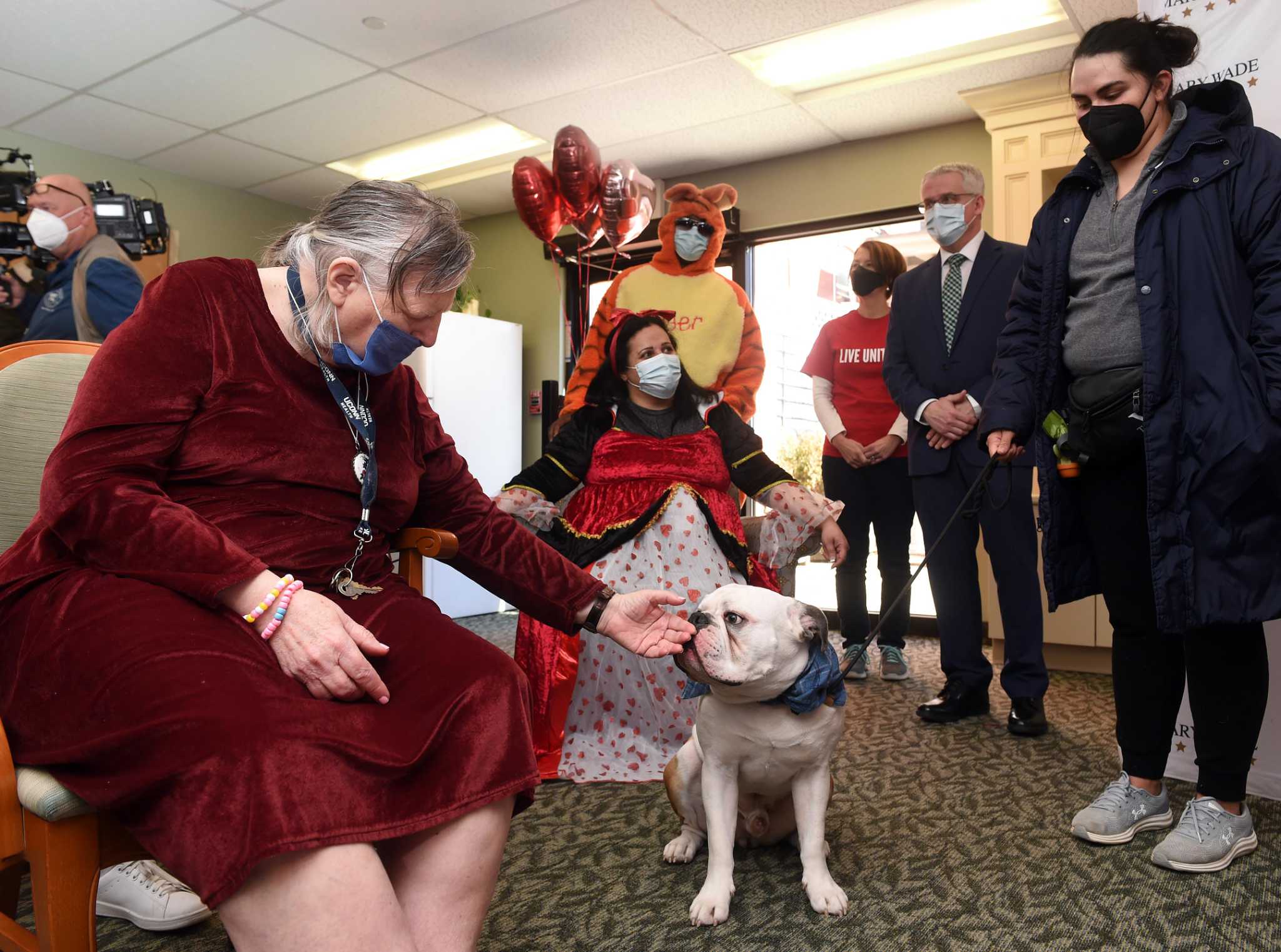 New Haven’s Mary Wade residents get letters of love and support, and a ...