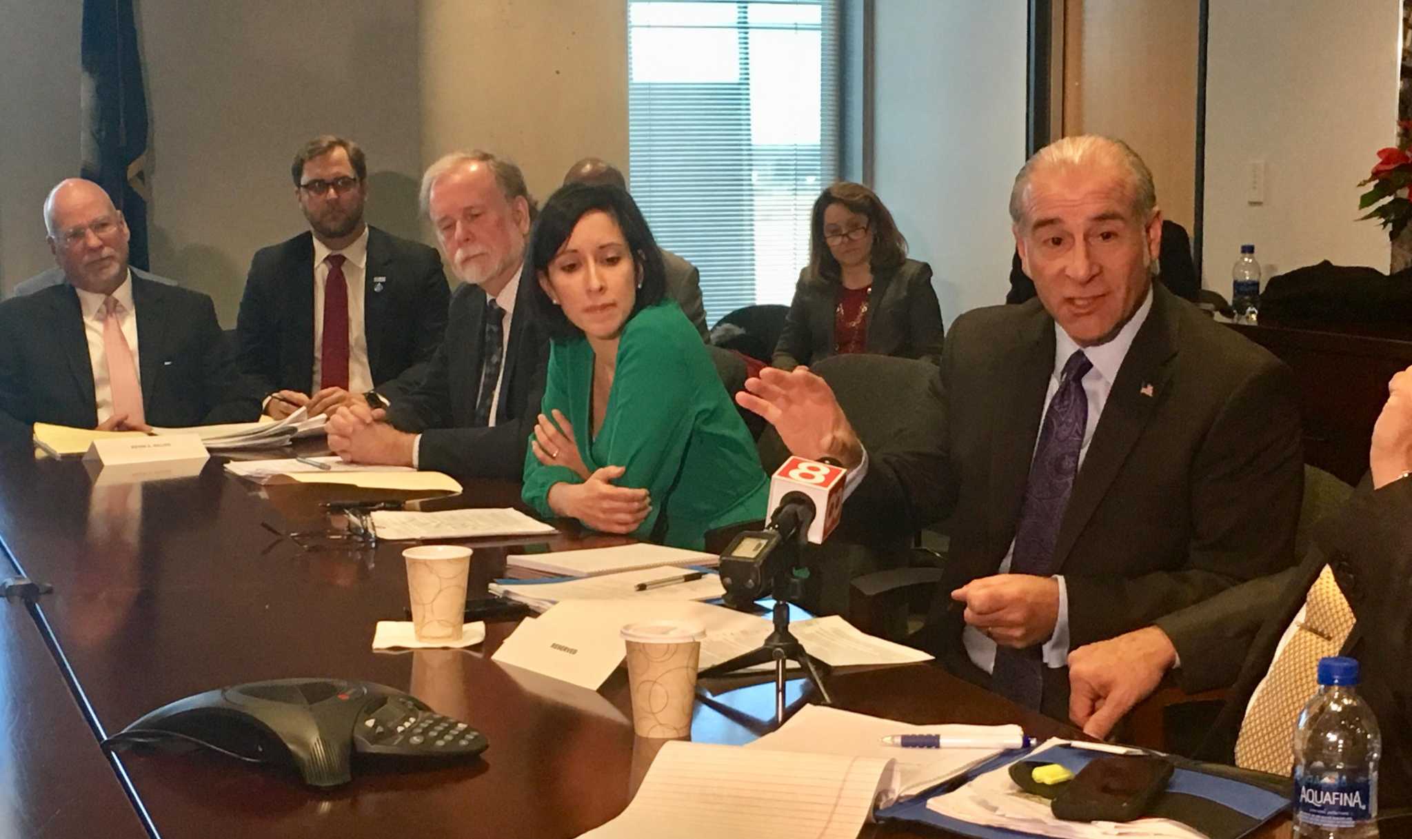 Dan Haar: A state official’s two weeks of sickness, tragedy and work