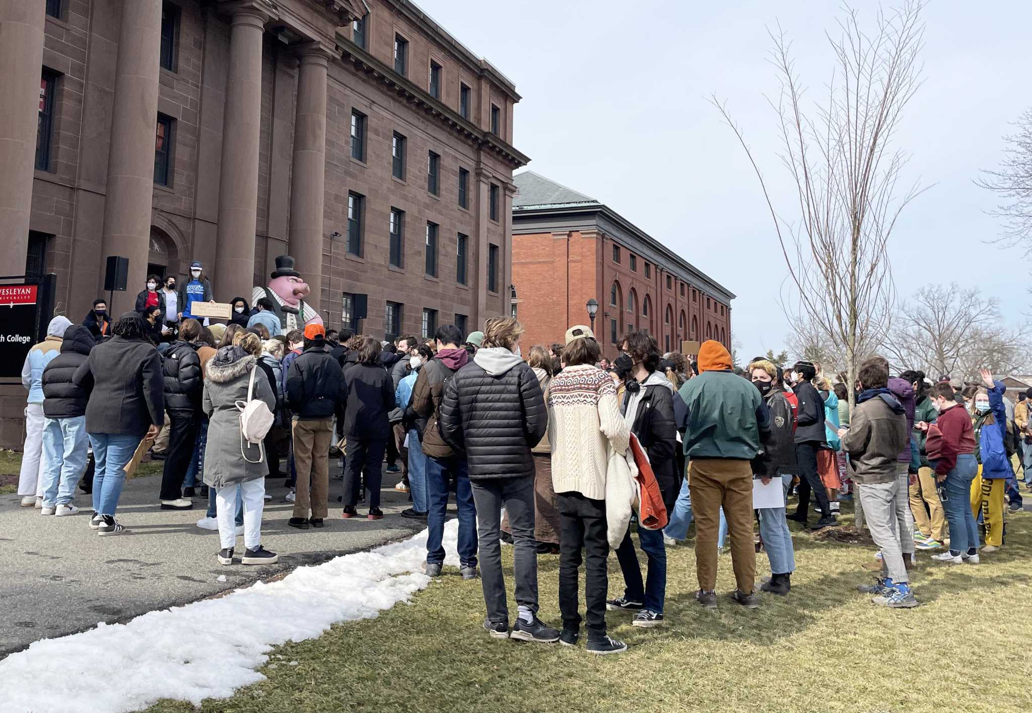 Wesleyan undergraduate student labor union first in the country to be ...