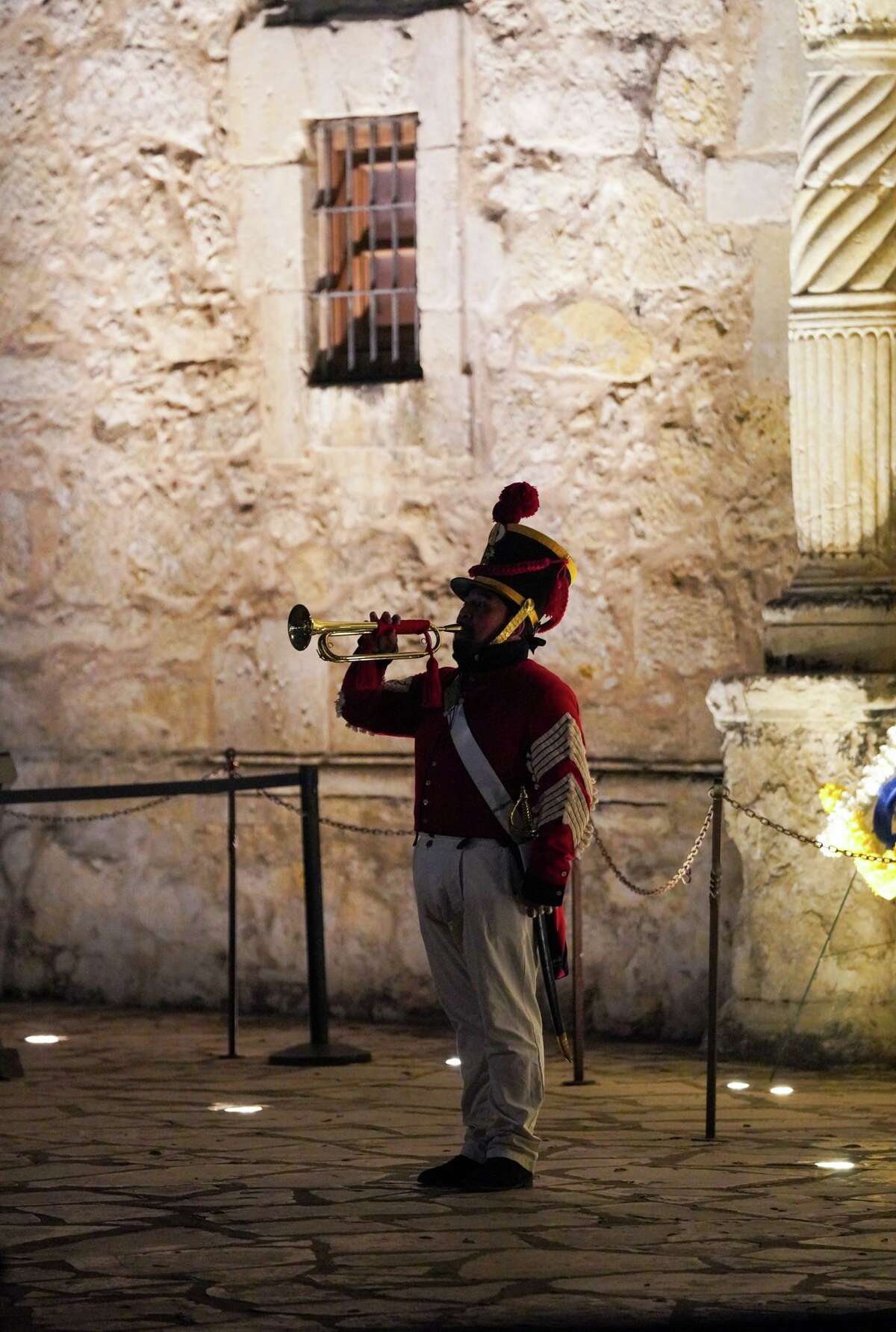 With Alamo their goal, group treks 75 miles in less than 36 hours to ...