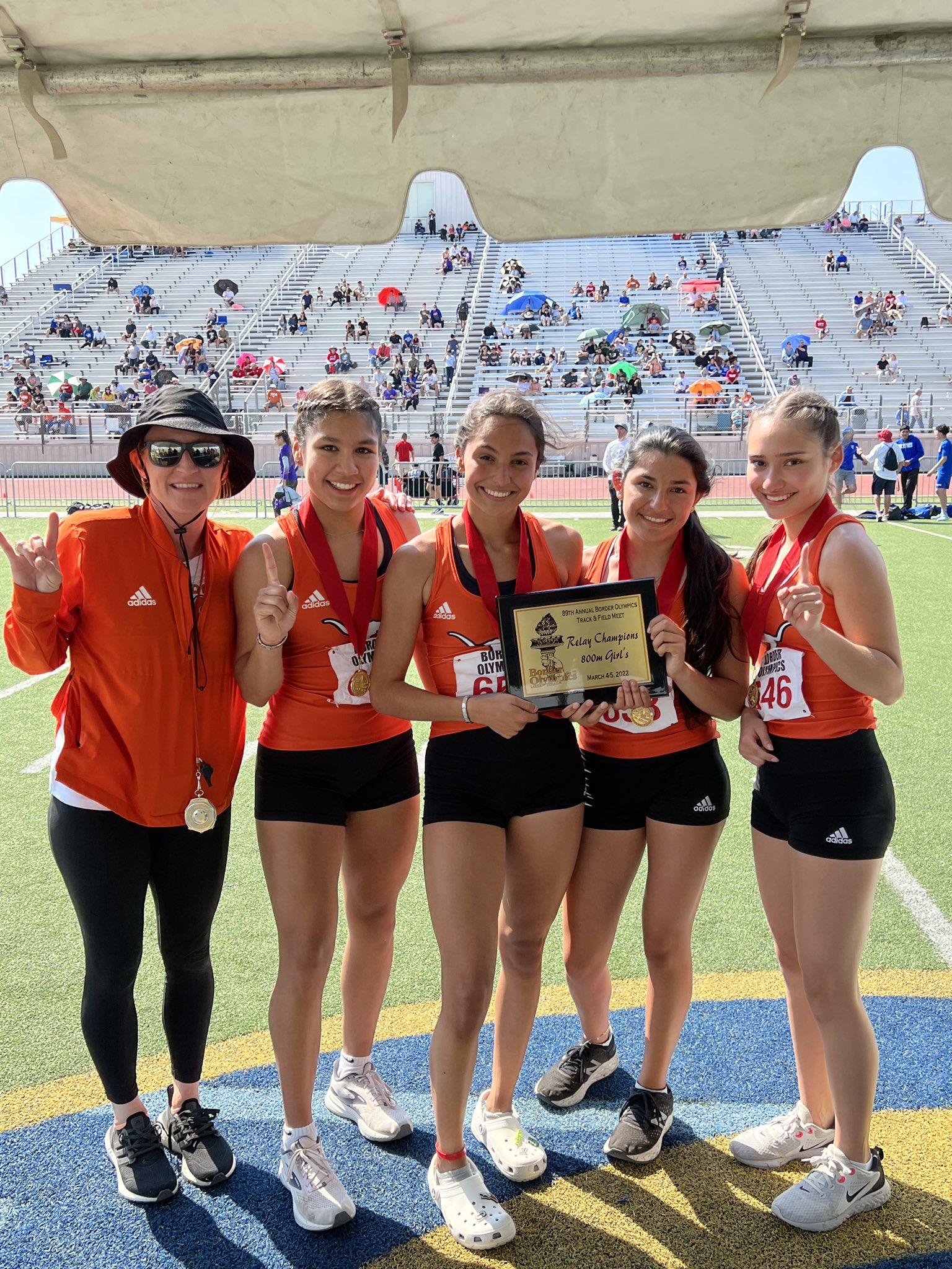 Lady Longhorns make 4x200-meter relay history