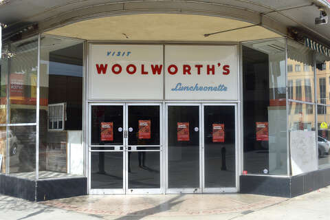 Last Woolworth's diner, in Central California, to be restored