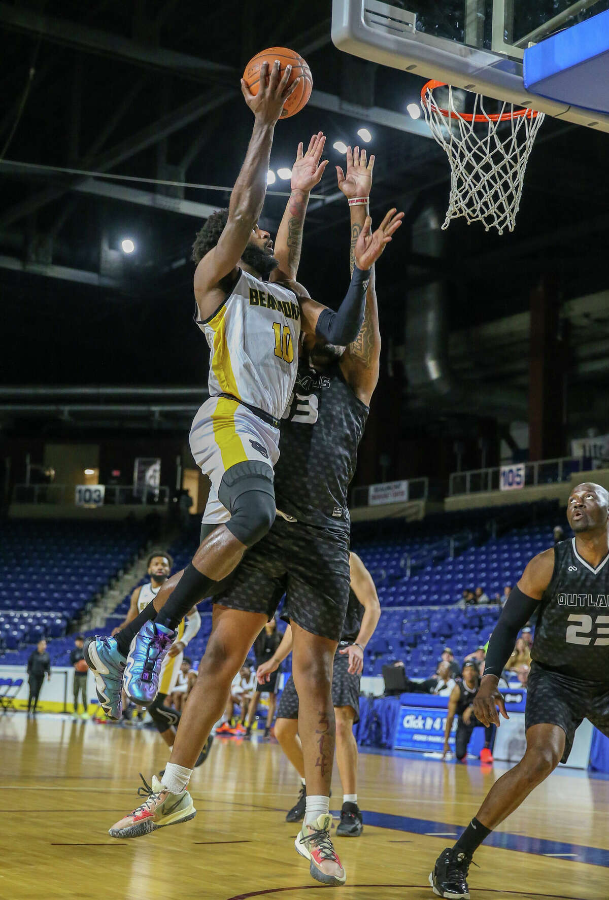 Panthers fall to defending TBL champs in first game