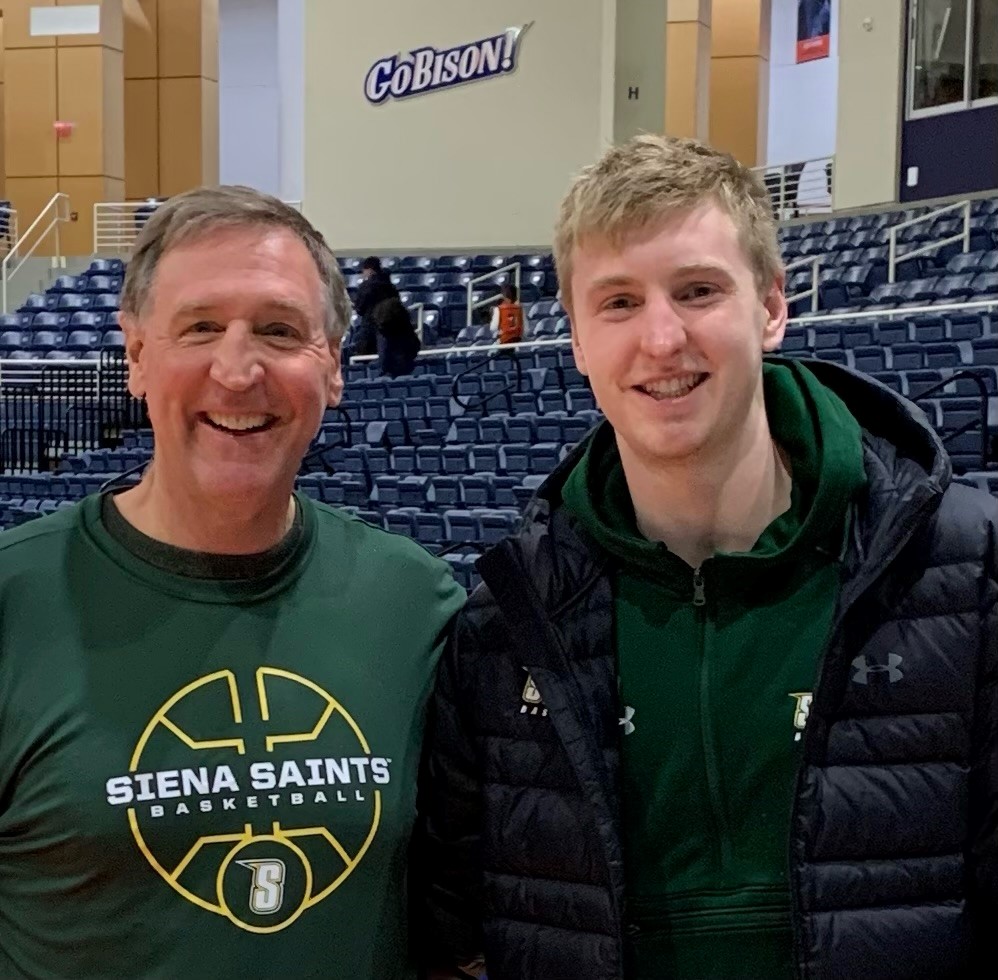 Michael Baer helps Siena win in front of terminally-ill father