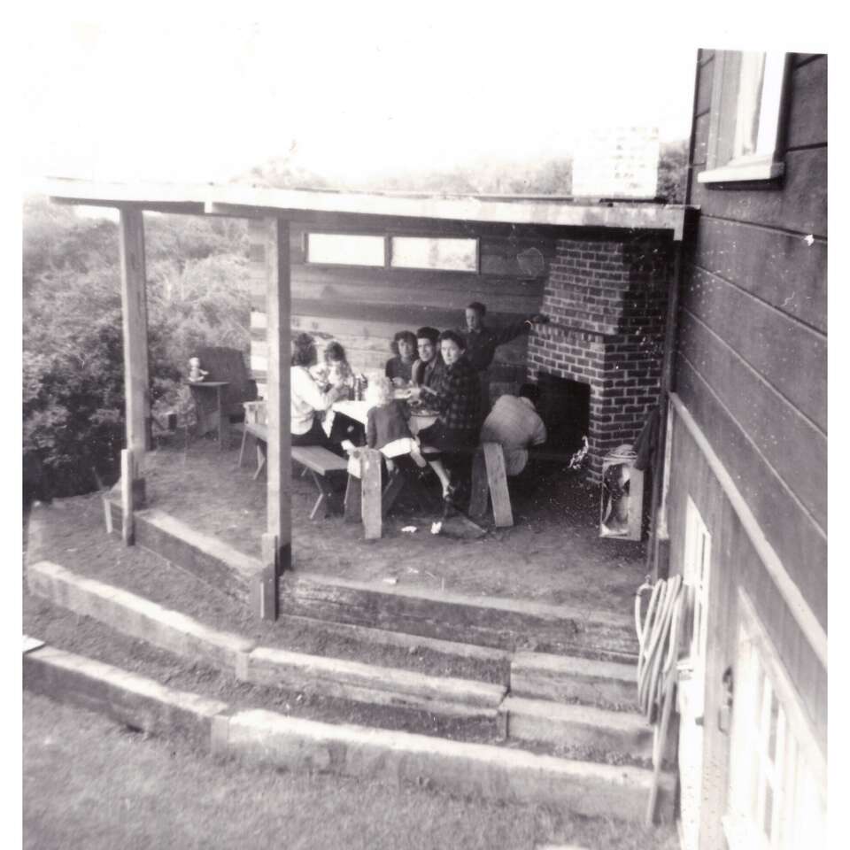 In 1949, this Bay Area home passed Maybeck's exacting standards. Now it ...