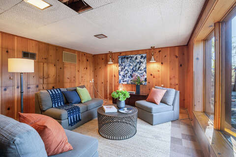 In 1949, this Bay Area home passed Maybeck's exacting standards. Now it ...