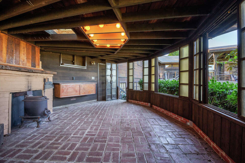 In 1949, this Bay Area home passed Maybeck's exacting standards. Now it ...