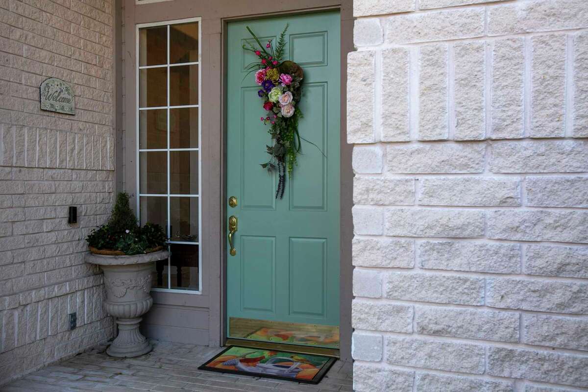 San Antonio’s go-to color consultant Jim Smith says the right hues can ...