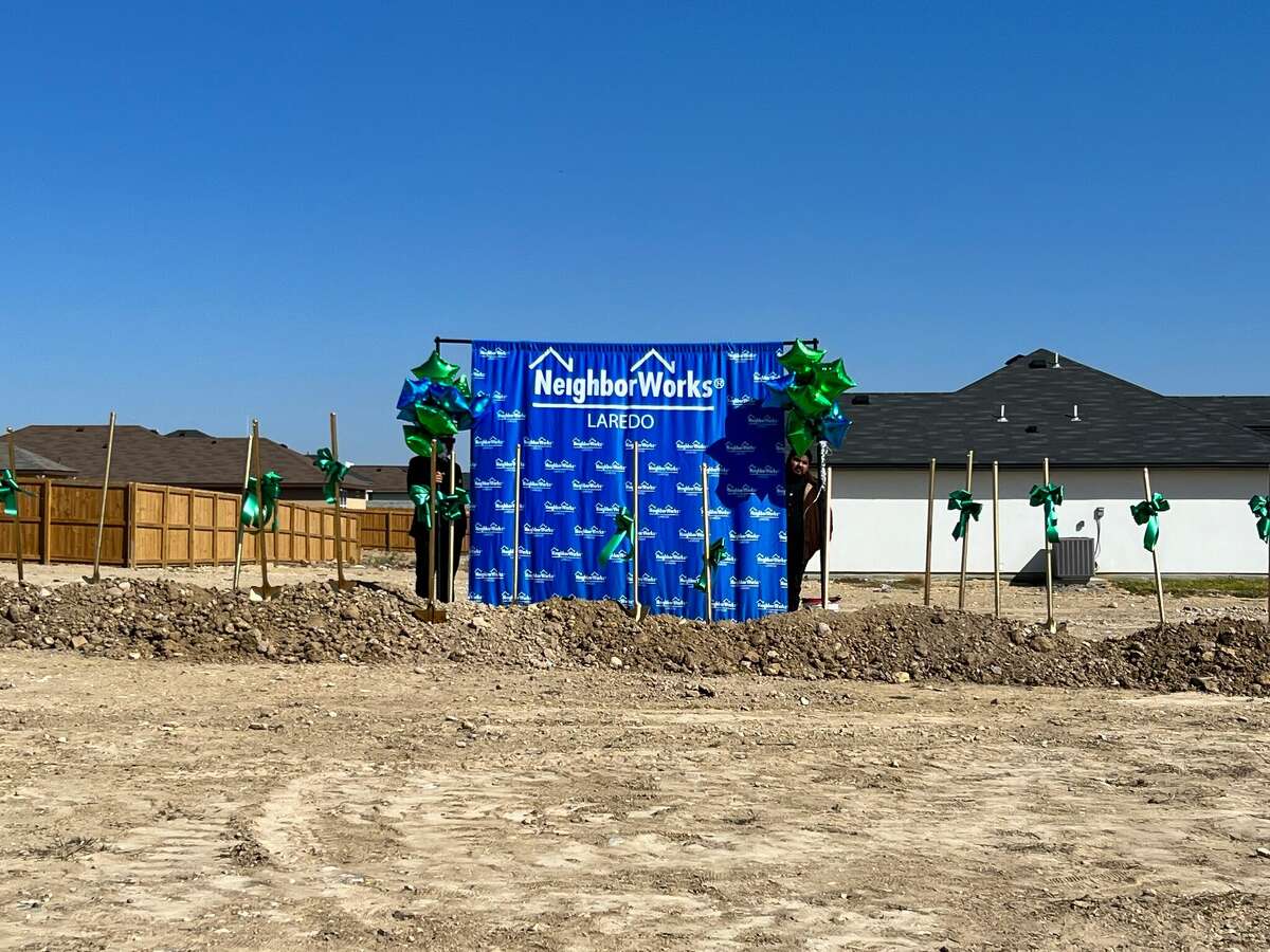 NeighborWorks Laredo holds groundbreaking ceremony for new homes