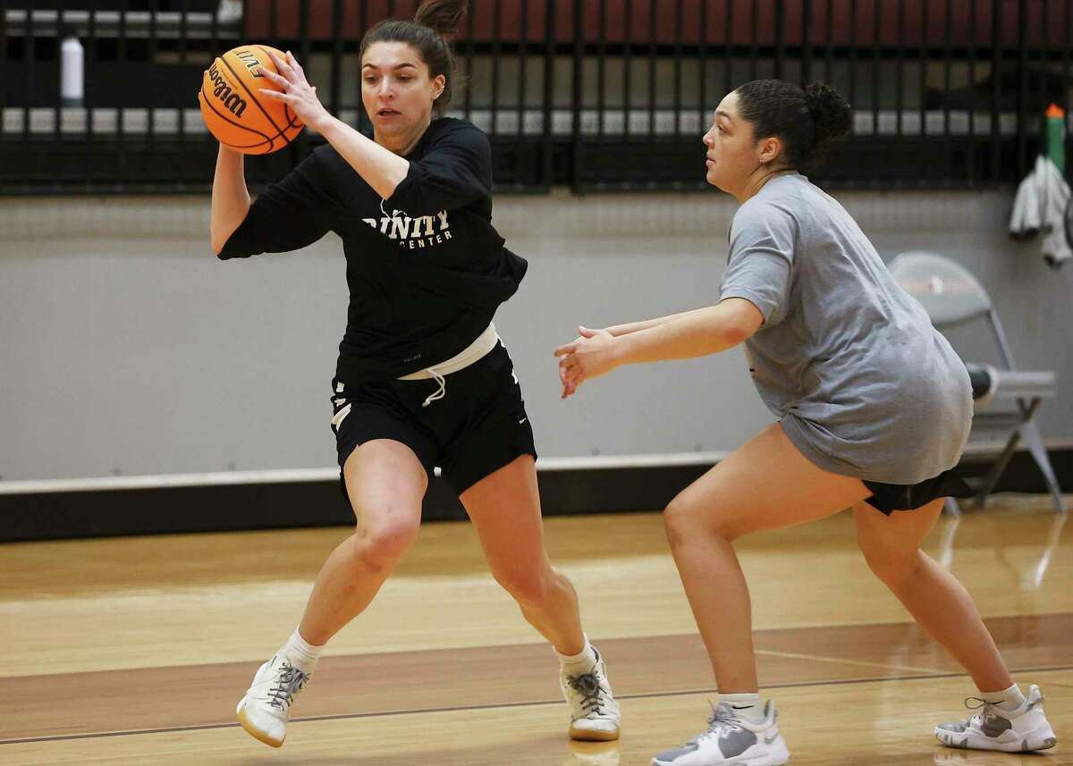 Trinity women’s basketball riding record win streak into third round of ...