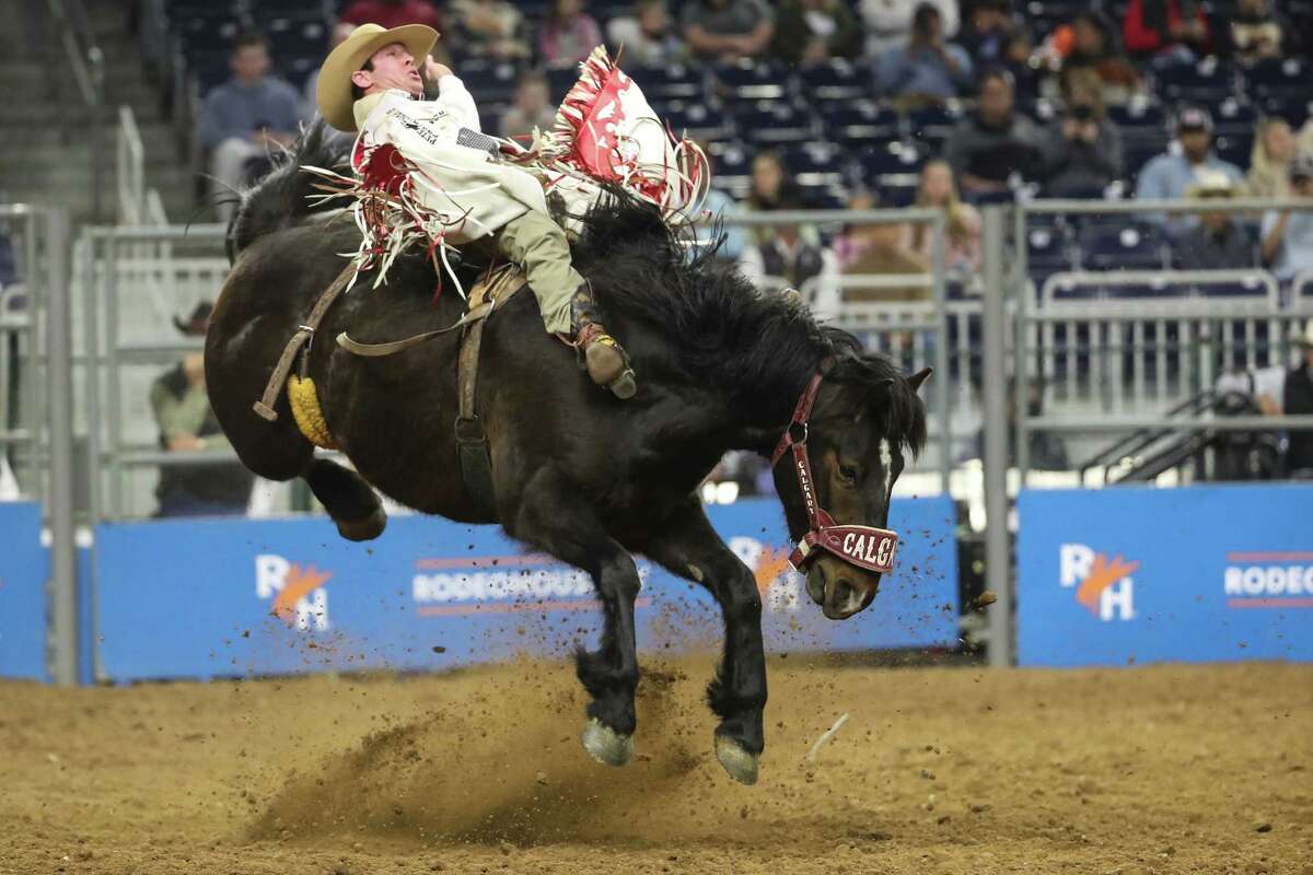 Photos: Wednesday's action at RodeoHouston