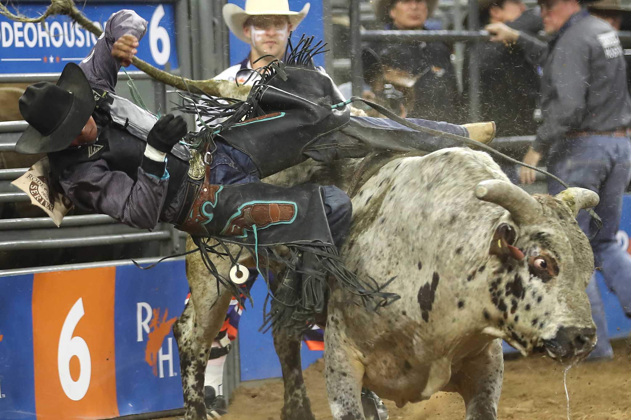 Photos: Wednesday's action at RodeoHouston