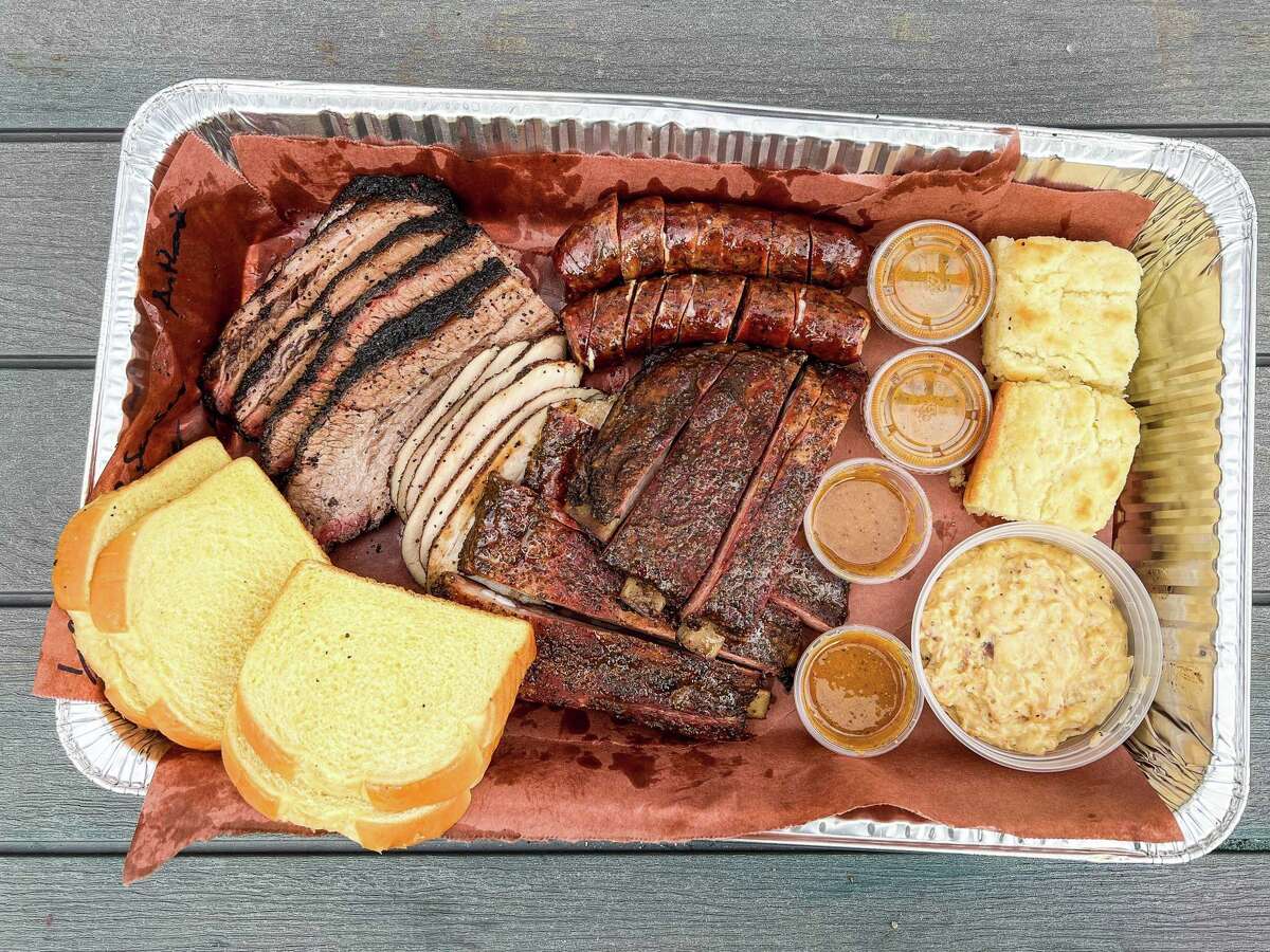 Bar-A-BBQ pop-up in Montgomery gets the details right