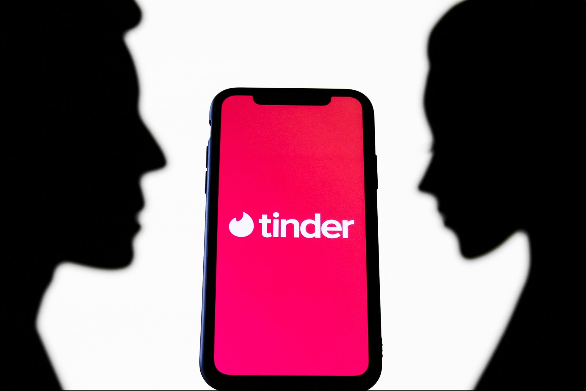 Tinder Rolls Out Game-Changing Way For Users to Background Check Their ...