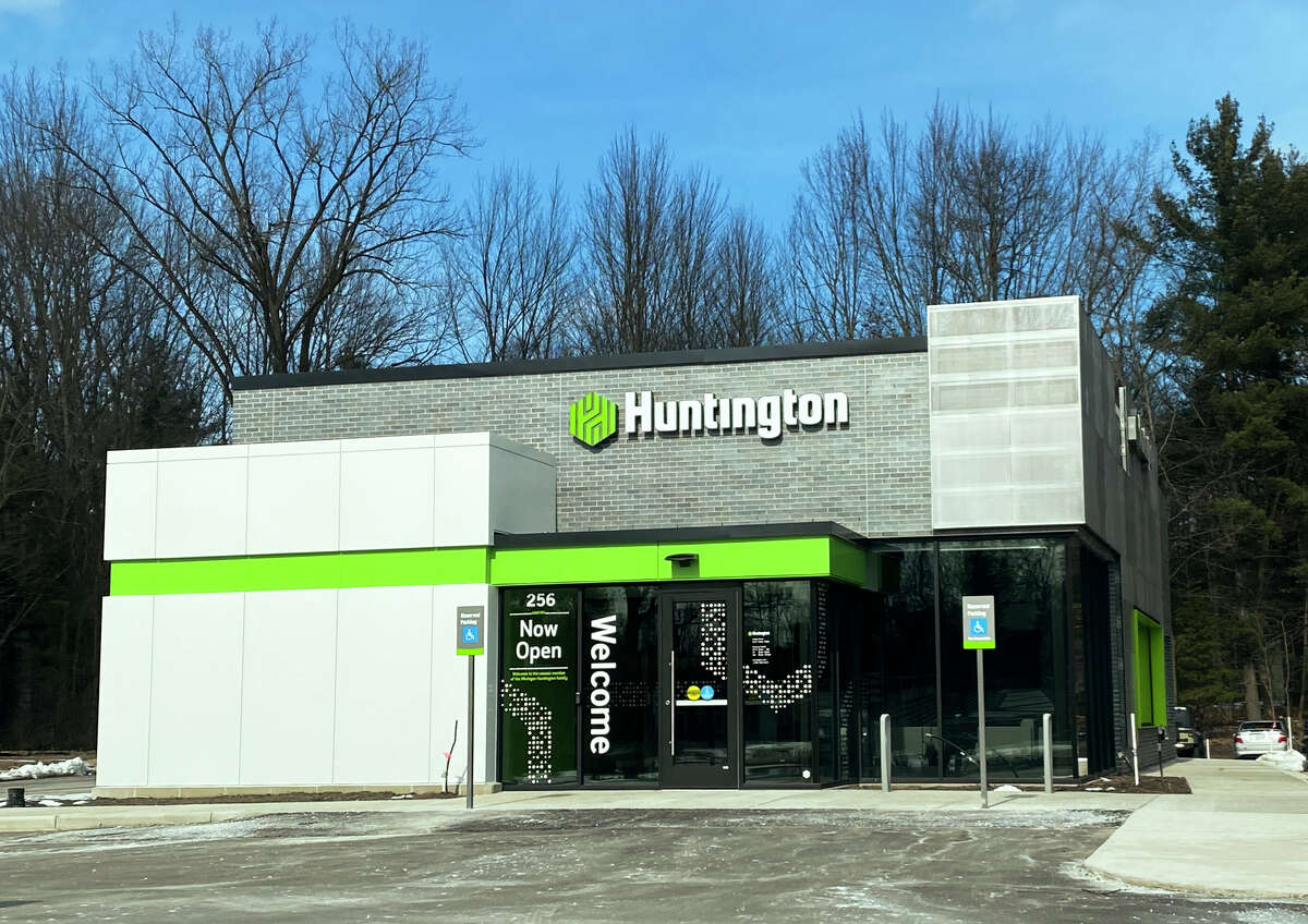 Back to business: Huntington Bank reopens Sanford branch