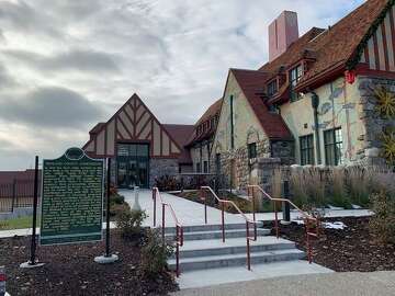 Living Word Church pastor Randy Saylor charged with two counts of CSC