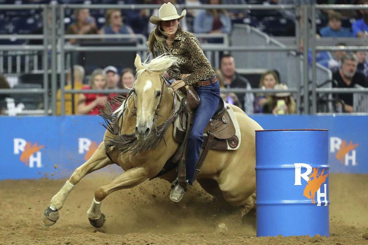 Photos: Thursday's action at RodeoHouston