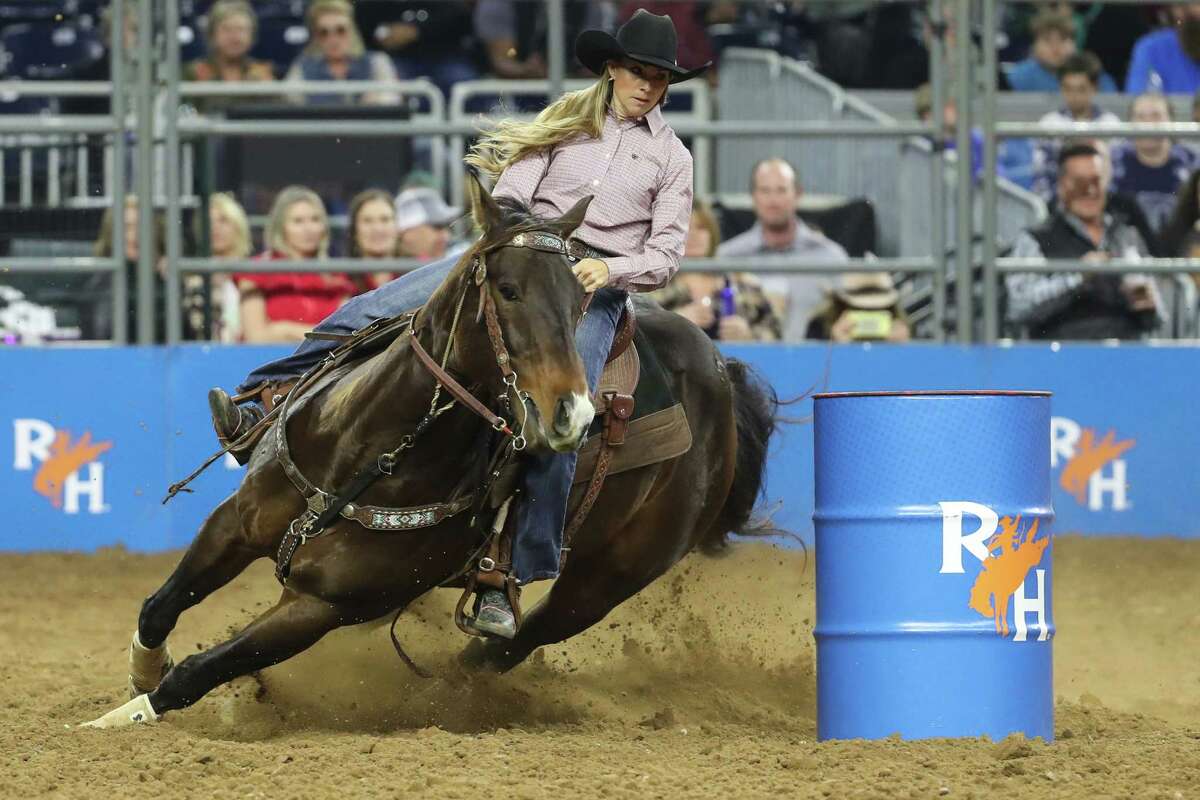 Photos: Thursday's action at RodeoHouston