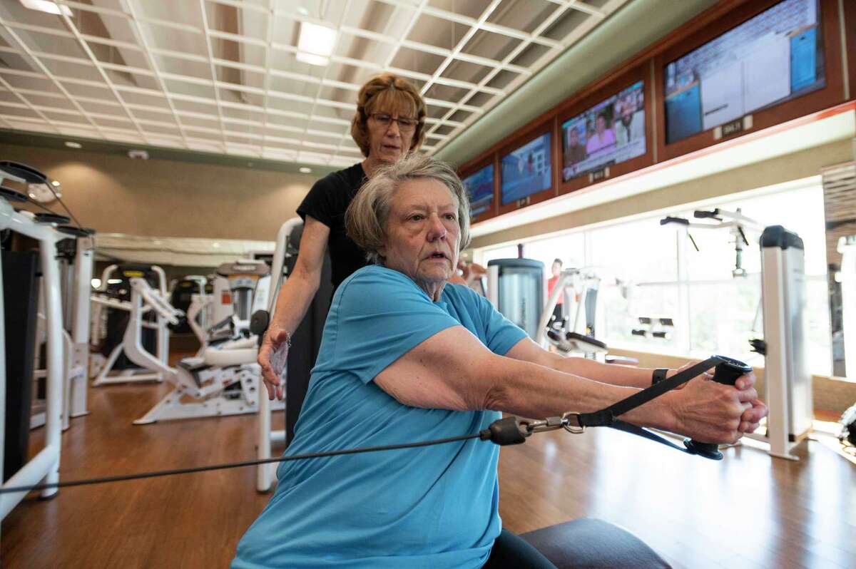 Katy woman loses 110 pounds after bariatric surgery and steady workouts