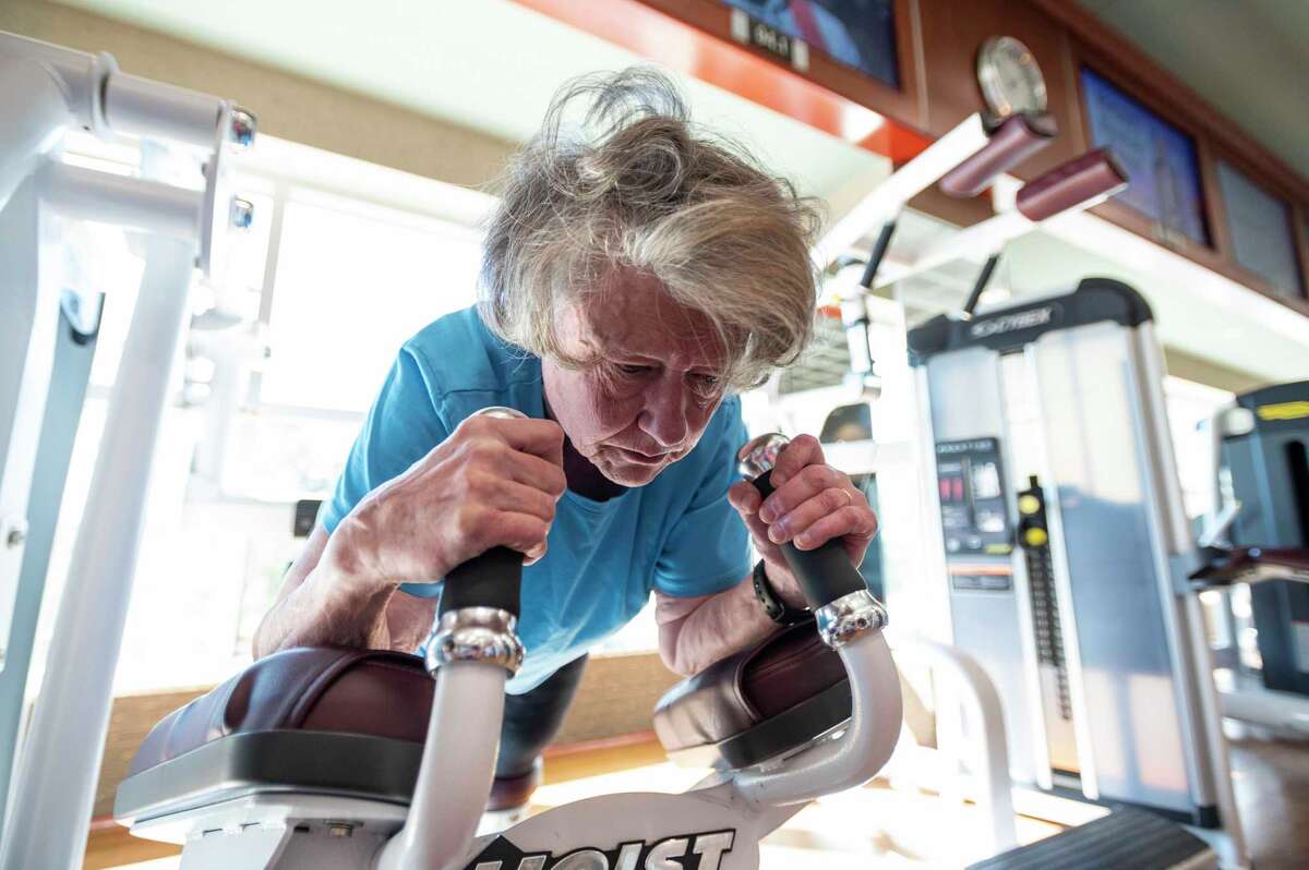 Katy woman loses 110 pounds after bariatric surgery and steady workouts