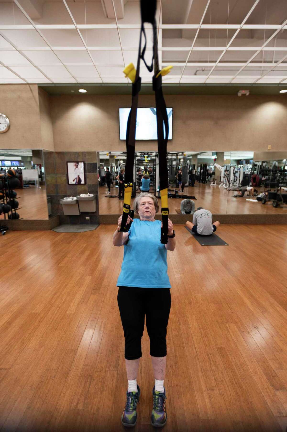 Katy woman loses 110 pounds after bariatric surgery and steady workouts