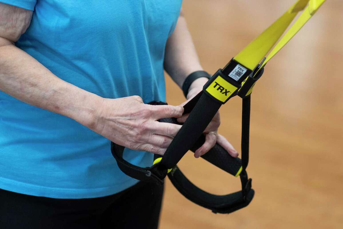 Katy woman loses 110 pounds after bariatric surgery and steady workouts