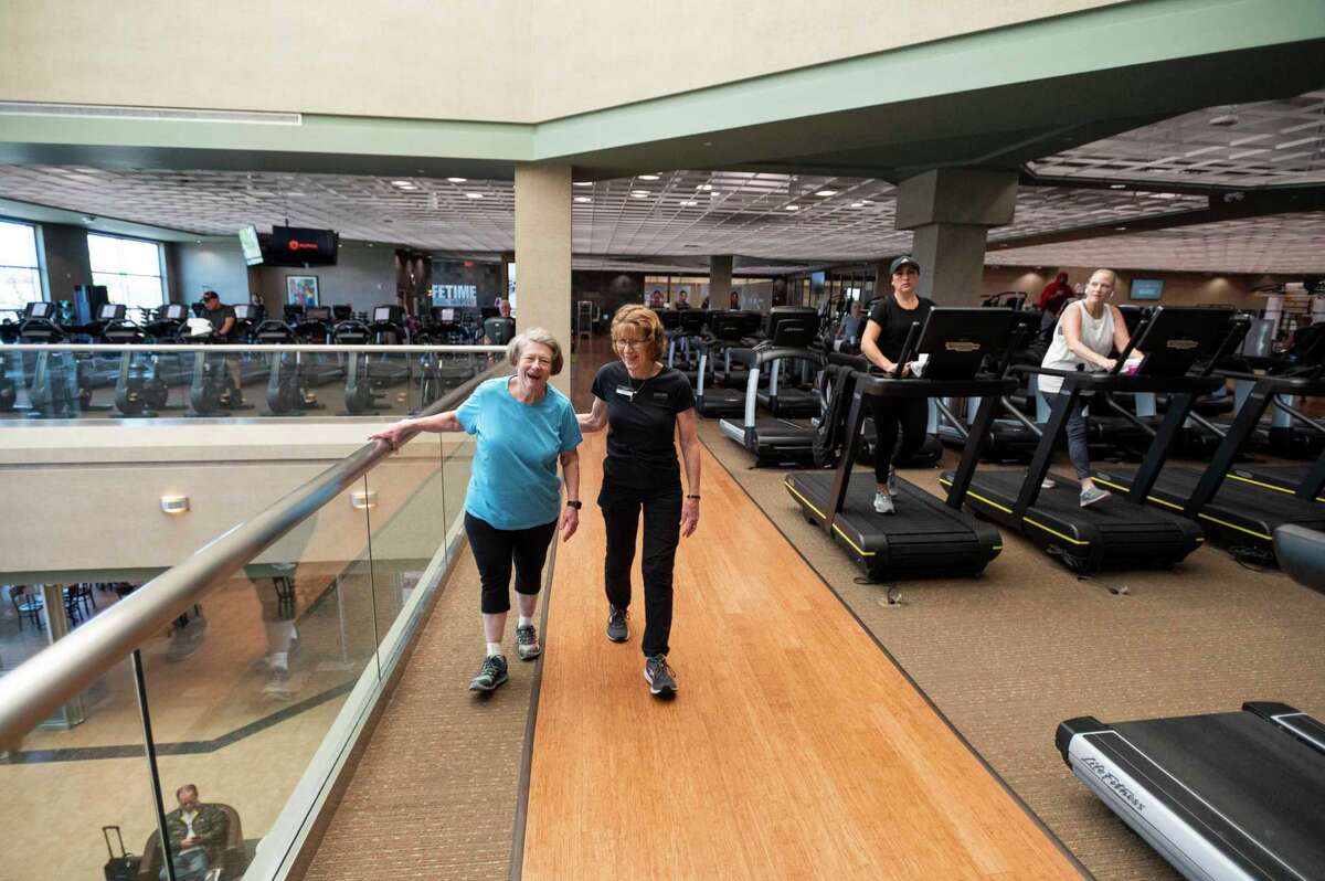 Katy woman loses 110 pounds after bariatric surgery and steady workouts