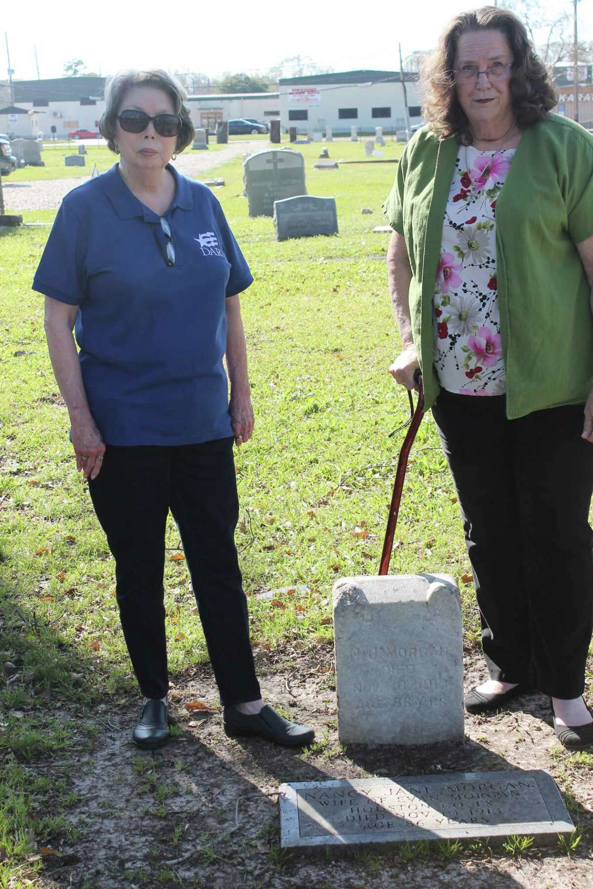 City of Humble, DAR share efforts to protect, restore old cemetery