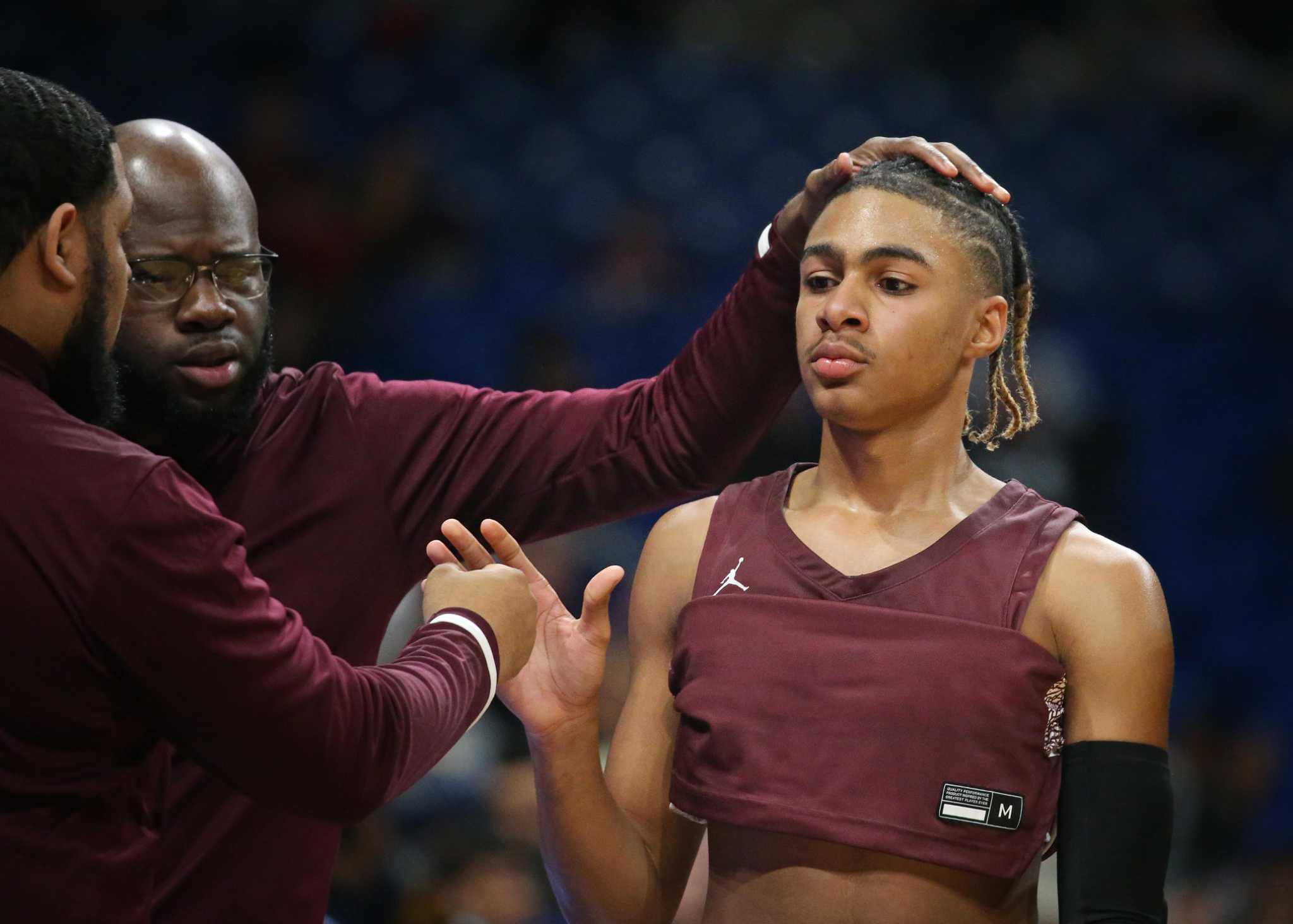 Silsbee basketball team gets strength back as senior guard returns