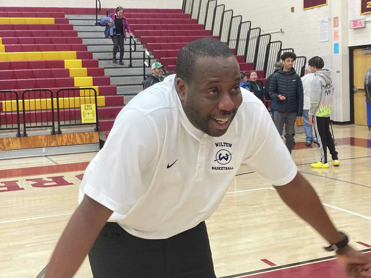 Wilton rides wave to CIAC Girls Basketball final