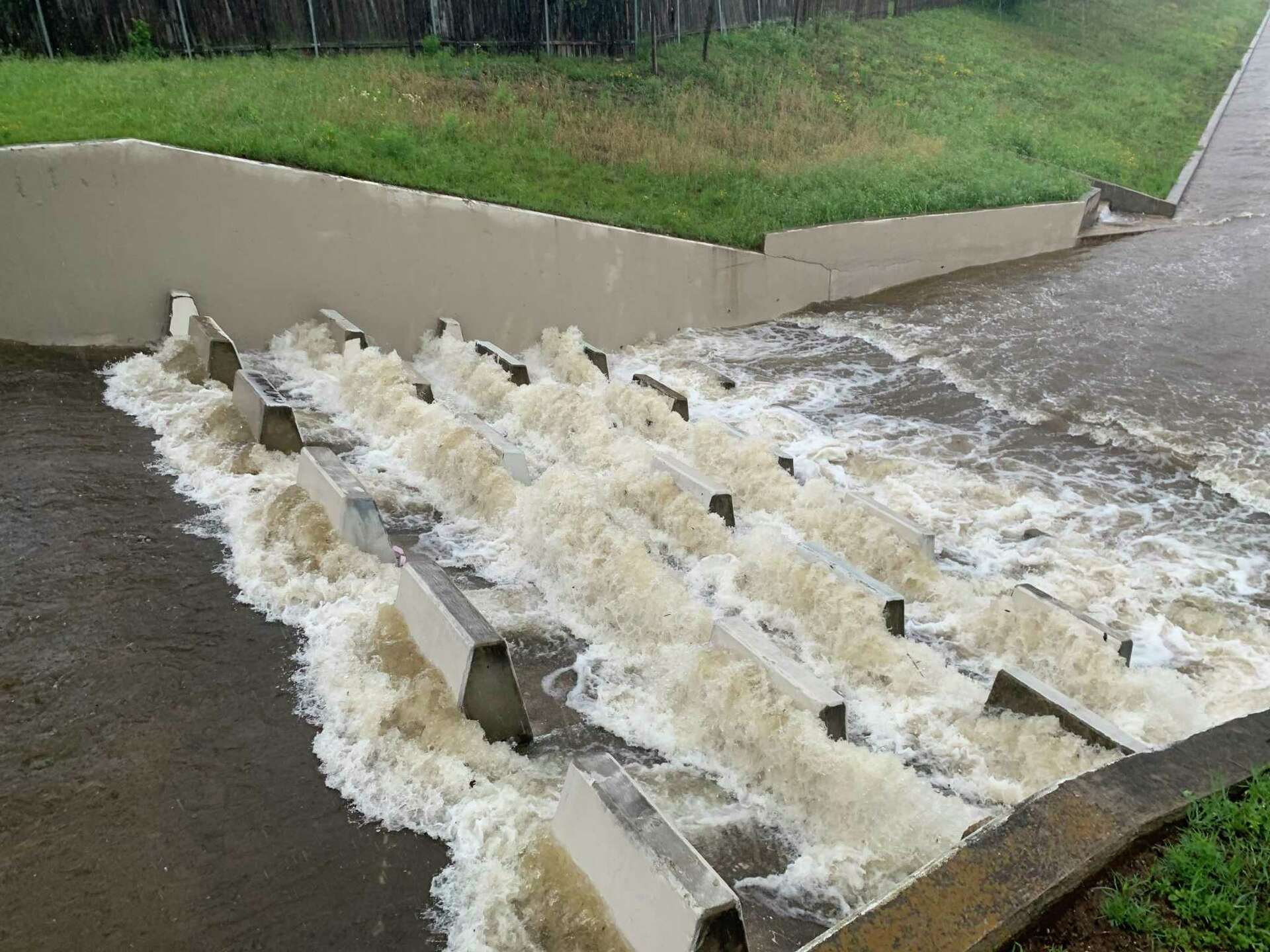 Flood Control District talks plans for detention basins along Cypress Creek