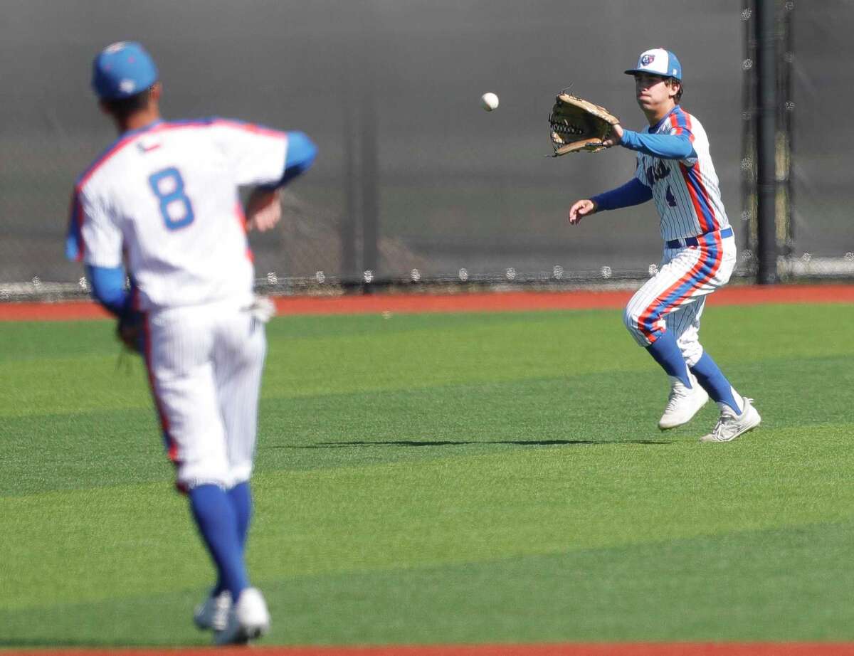 Grand Oaks caps tournament with another dominant performance