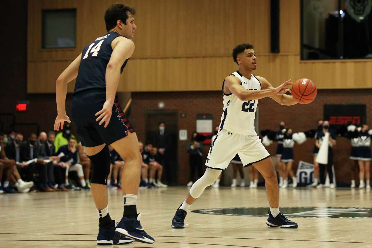Yale men’s basketball downs Penn in Ivy League semifinal, will face ...