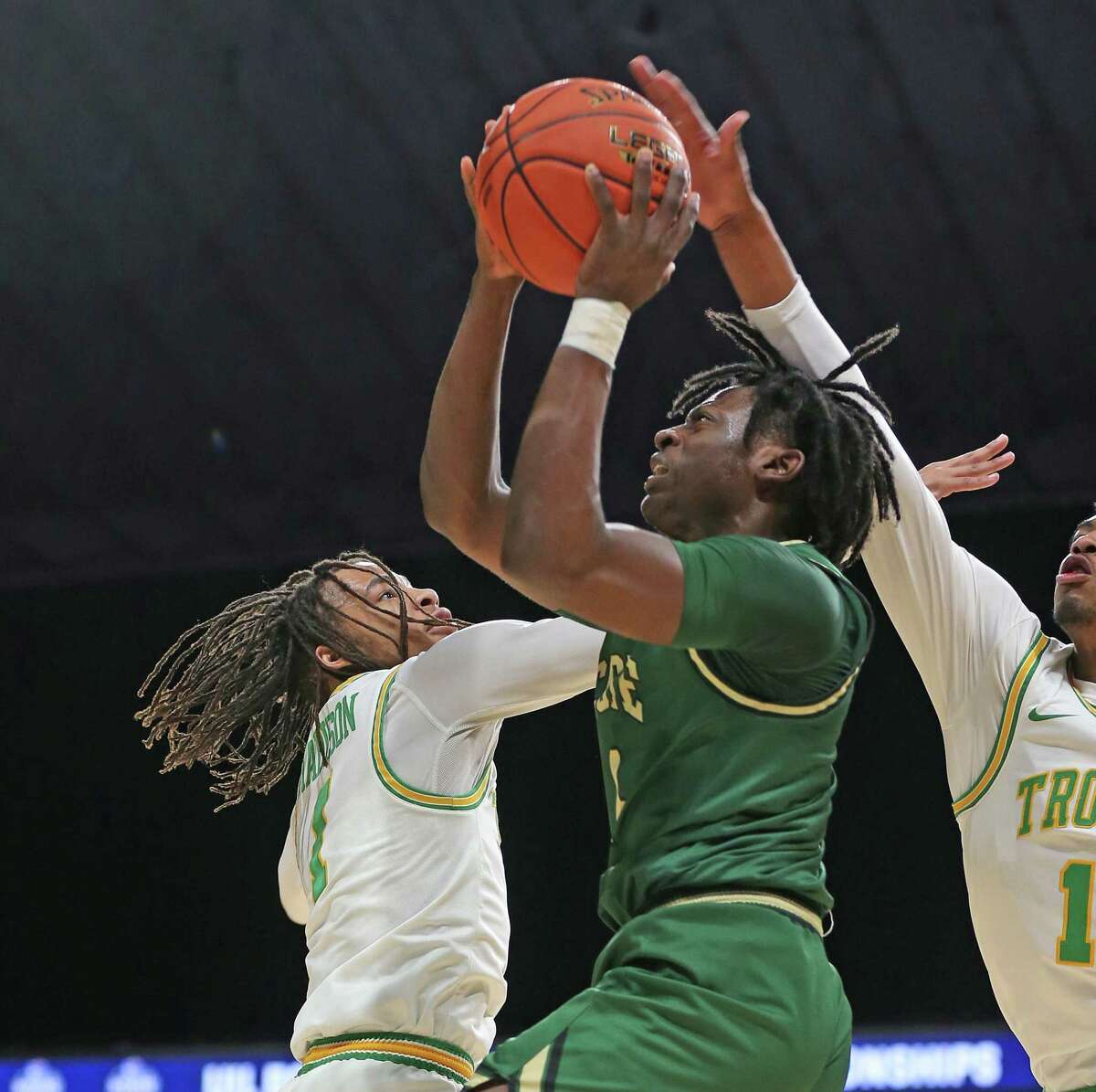 Cole’s back-to-back championship bid falls short