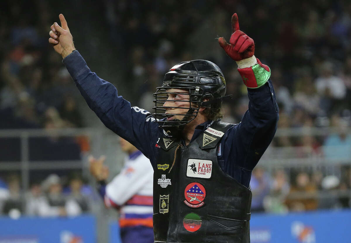Cole Reiner wins bareback title at RodeoHouston Super Shootout