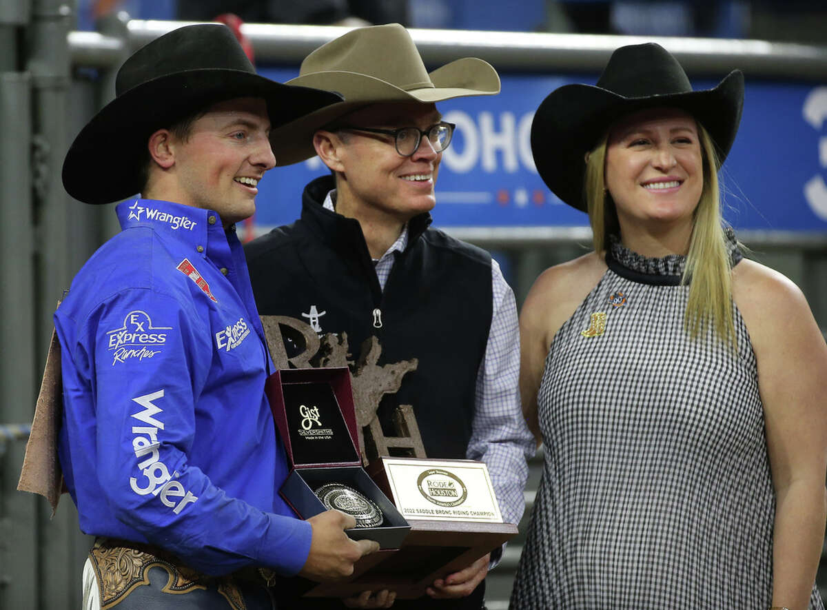 Cole Reiner wins bareback title at RodeoHouston Super Shootout