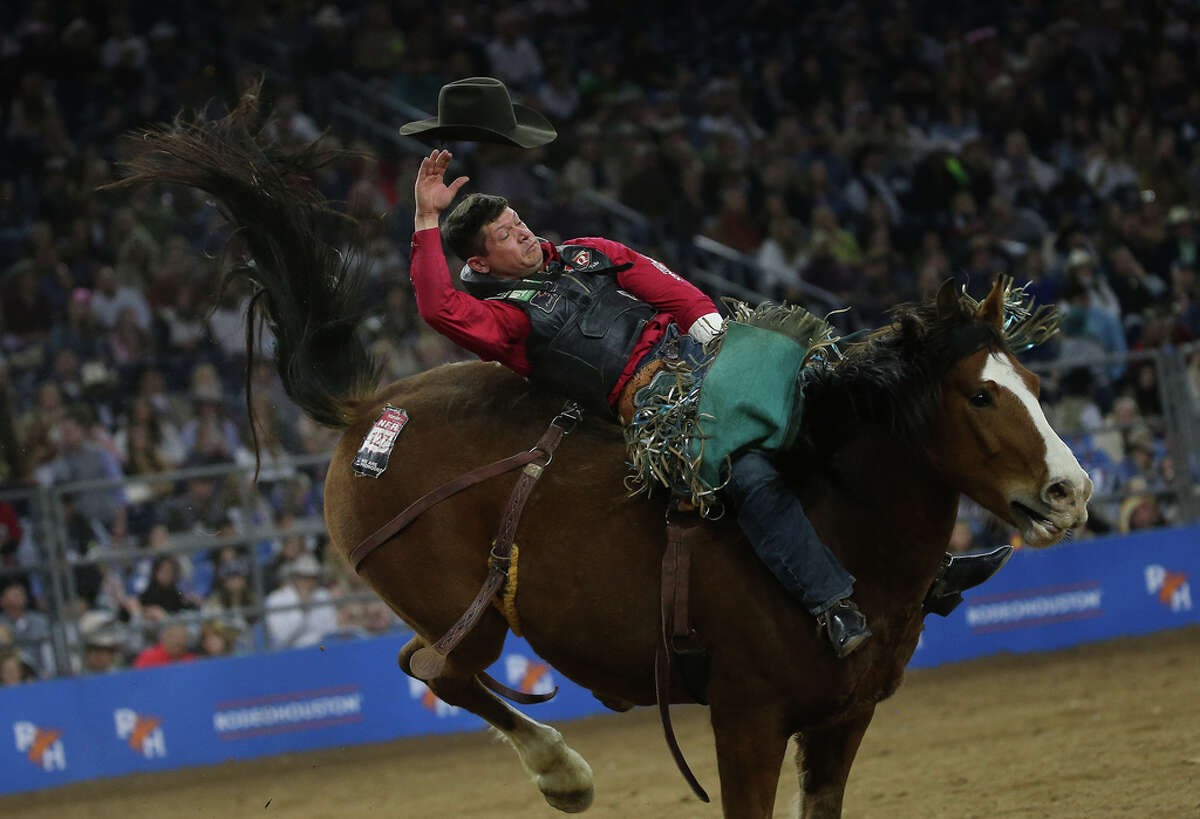 Cole Reiner wins bareback title at RodeoHouston Super Shootout