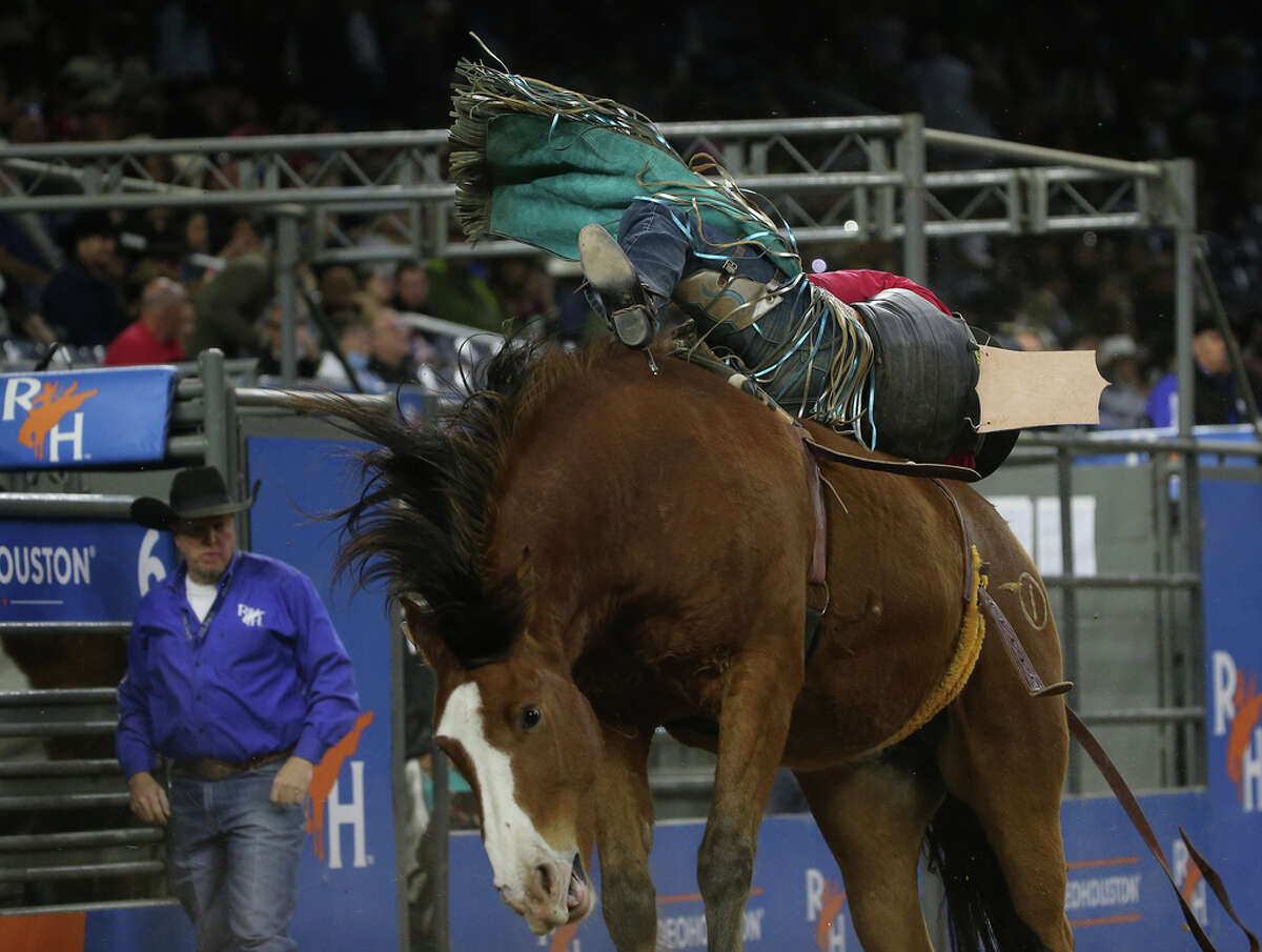 Cole Reiner wins bareback title at RodeoHouston Super Shootout