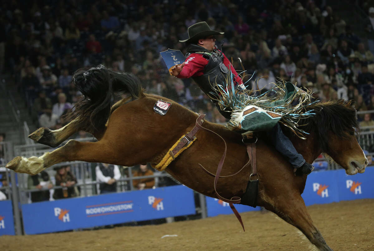 Cole Reiner wins bareback title at RodeoHouston Super Shootout