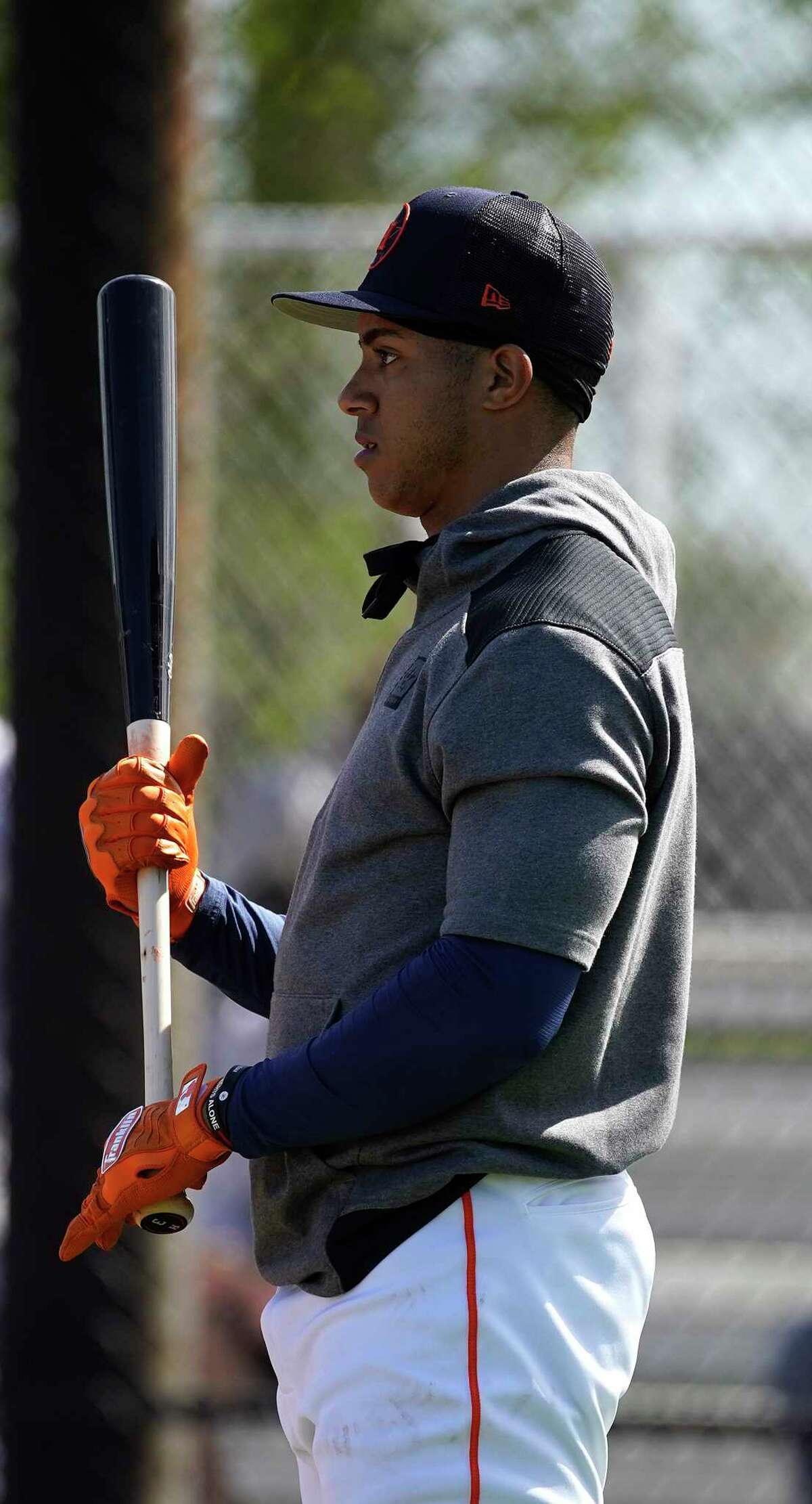 Astros GM James Click noncommittal on another contract offer for Carlos ...