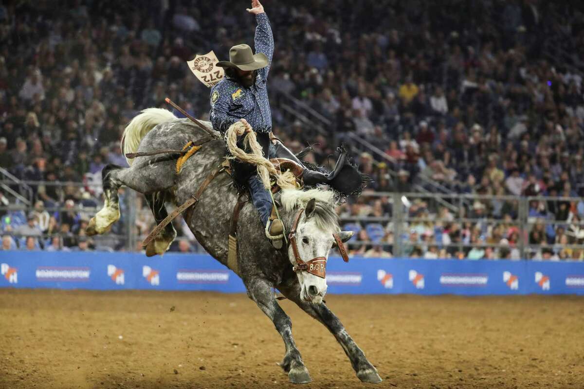 Photos: Sunday's action at RodeoHouston