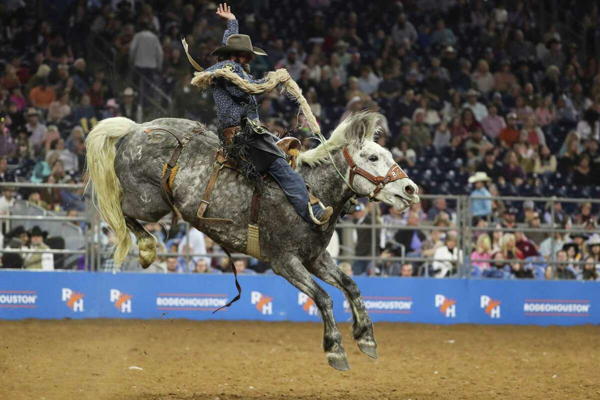 Photos: Sunday's action at RodeoHouston