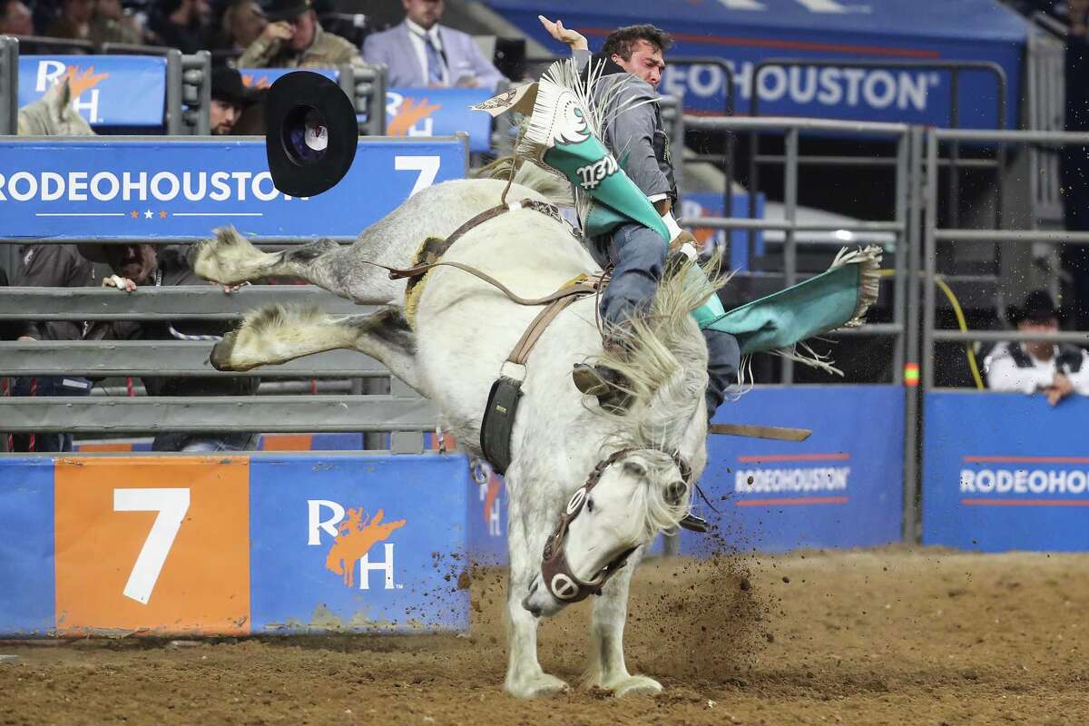 Photos: Sunday's action at RodeoHouston