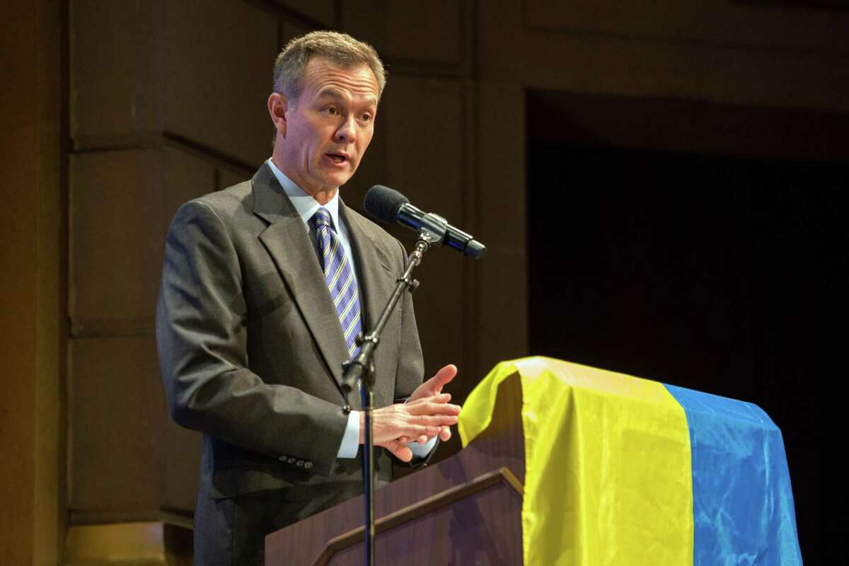 ‘They’ve been through hell’ — Bay Area musicians play in benefit for ...